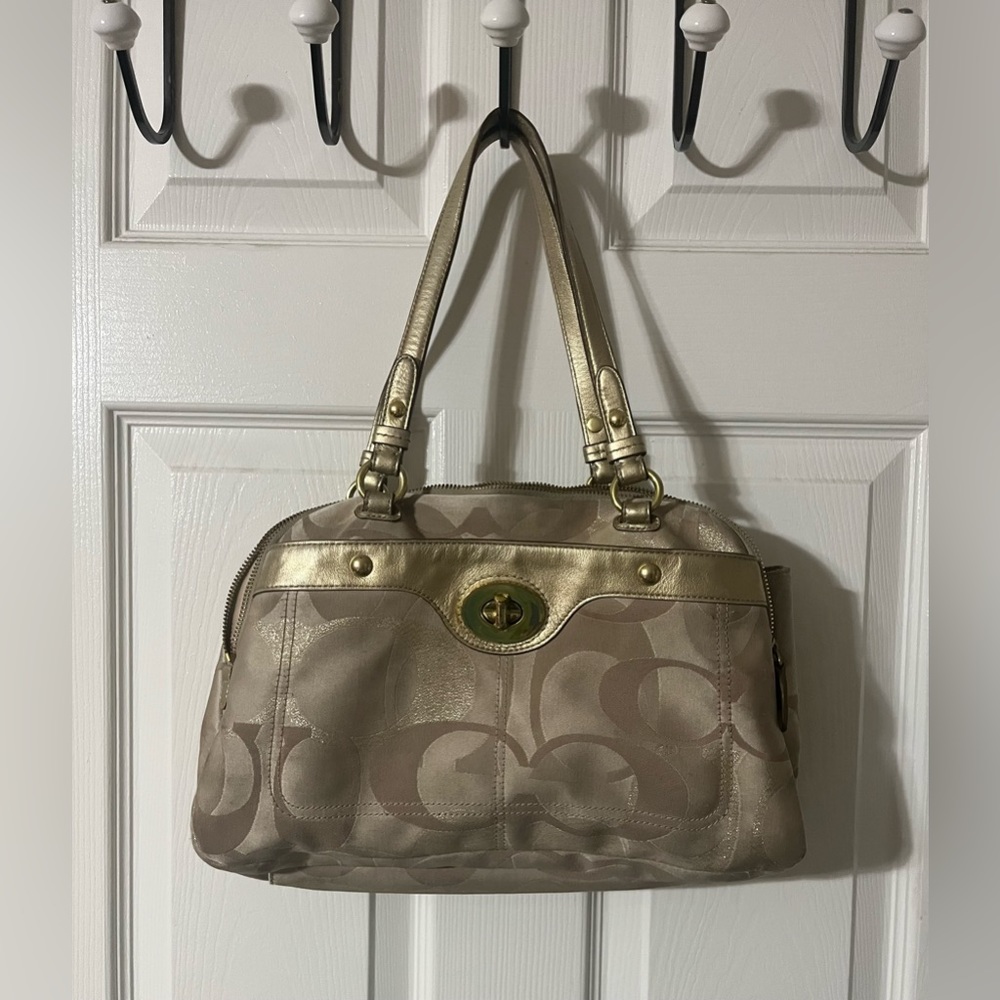 Coach Signature Satchel Handbag Color Beige With Meta… - Gem